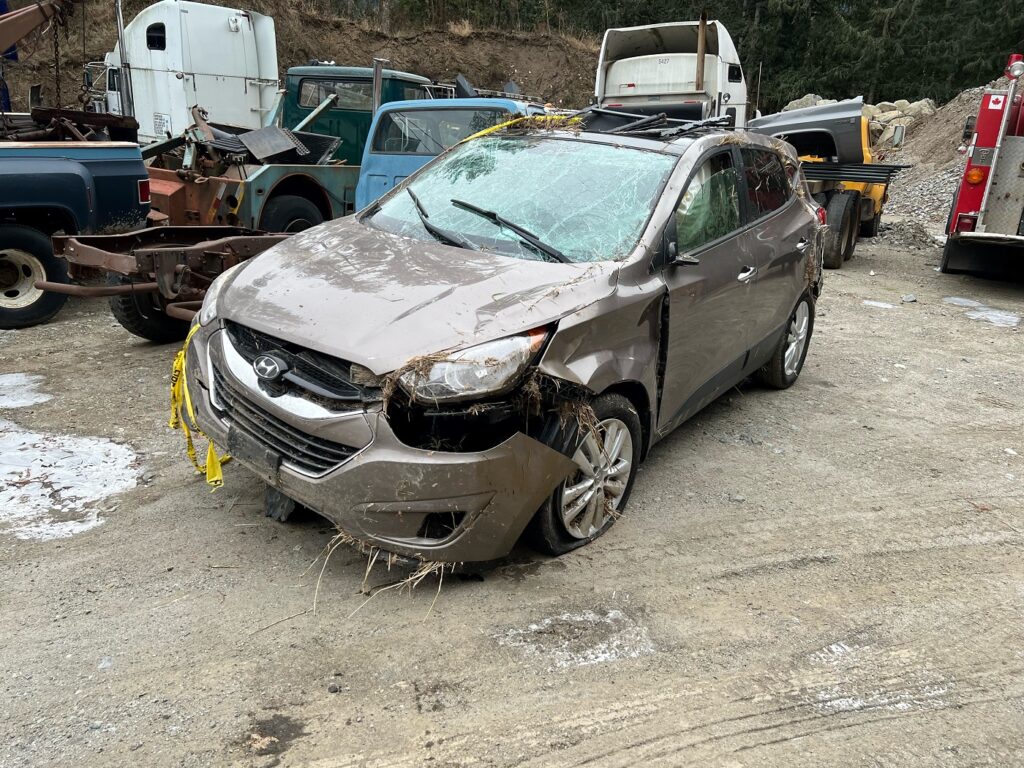 Coquitlam Rcmp Seek Video Of Roll Over Collision Involving High Risk Missing Persons Vehicle 9520